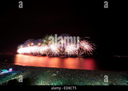 Rio De Janeiro, Brazil. 1st Jan, 2017. A couple pose for photos as ...