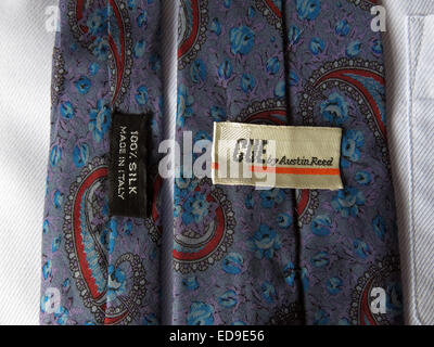 Interesting vintage Austin Reed 1970s tie, male neckware in silk Stock ...