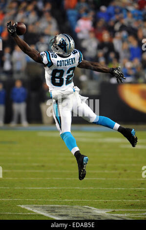 Carolina Panthers wide receiver Jerricho Cotchery makes a catch during ...