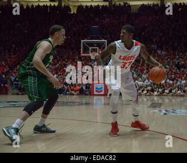 Albuquerque, New Mexico. 03rd Jan, 2015. New Mexico Lobos center Obij ...
