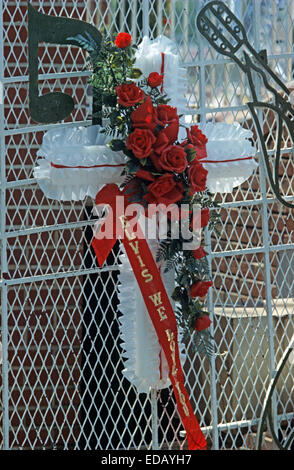 Flowers at Elvis Presley Funeral, 18th August 1977, Memphis Tennessee ...