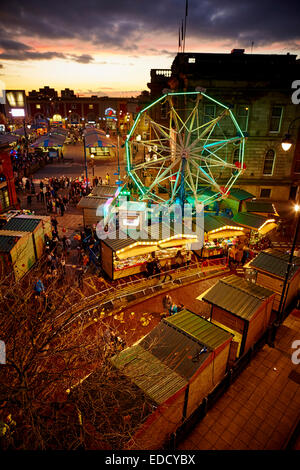 Ashton under lyne Tameside, ferris wheel big and Christmas Market in ...