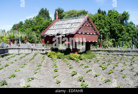 Maori storehouse or pataka, at Hamilton Gardens Maori Garden, Hamilton ...