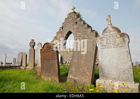 Celtic Cross and Clonmore Church Stock Photo - Alamy