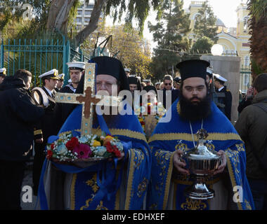 Piraeus, Greece. 6th Jan, 2015. Minehunter ships of the Greek navy take ...