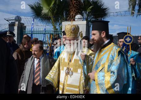 Piraeus, Greece. 6th Jan, 2015. Minehunter ships of the Greek navy take ...