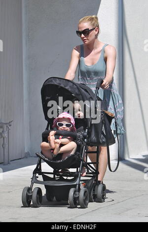 Anna Paquin strolls through Abbot Kinney with her children Featuring ...