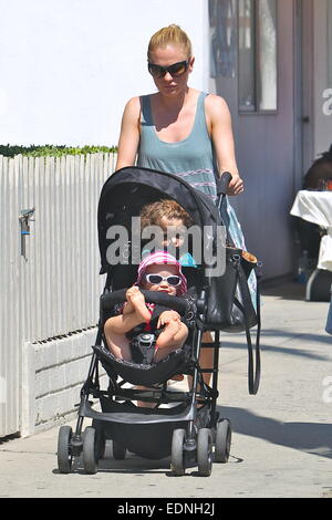 Anna Paquin strolls through Abbot Kinney with her children Featuring ...