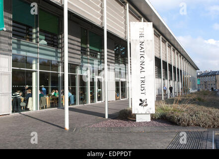 HEELIS BUILDING, HQ OF THE NATIONAL TRUST , SWINDON, UK Stock Photo - Alamy