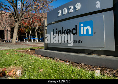 LinkedIn headquarters in Mountain View, California Stock Photo - Alamy