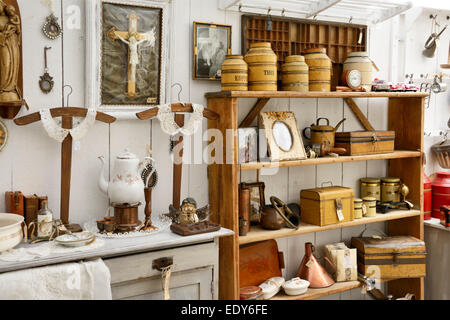 Antique shop with traditional Dutch household items, Waagplein Square ...