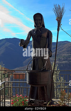The witches village of Triora, Imperia, Liguria, Italy Stock Photo - Alamy