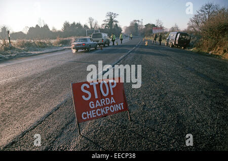 REPUBLIC OF IRELAND, COUNTY LOUTH - DECEMBER 1985. Garda, Irish police ...