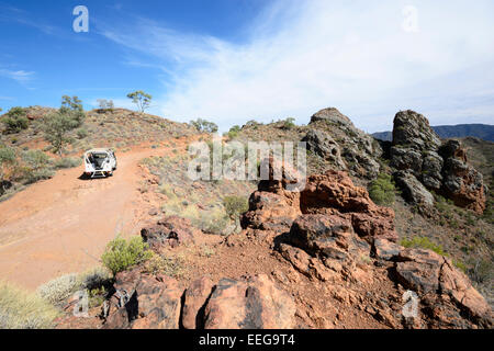 Extreme 4x4 Track to the Ridge Top, Arkaroola Resort and Wilderness ...