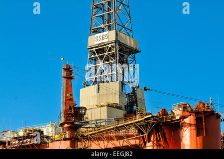 Belfast, Northern Ireland. 18th Jan 2015. Two oil rigs, the Borgny ...