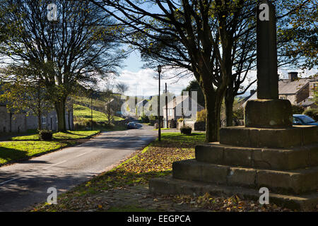 Small village of Tideswell, Peak District National Park, Derbyshire. UK ...