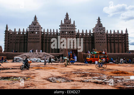 Mali. Sahel. Great mosque of Djenne(XI century). Sudanese architecture ...