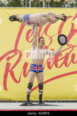 Christchurch, New Zealand. 20th Jan, 2015. UK acrobats HAMISH MCCANN ...