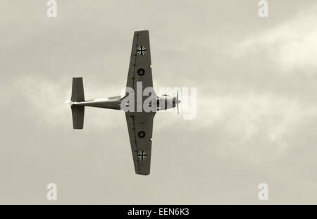 World War II era fighter plane in flight side view Stock Photo - Alamy