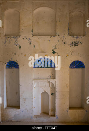 Ottoman Painted Ornamentation In A Divan Inside The Erbil Citadel ...