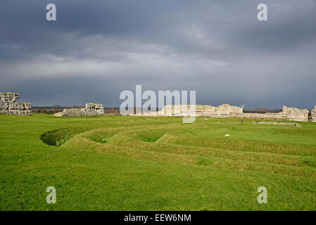Defensive Ditches at Richborough Roman Fort, Kent, UK Stock Photo - Alamy