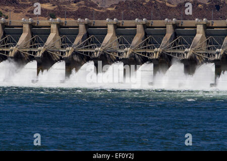 Close-up view of the John Day Dam a concrete gravity run-of-the-river ...