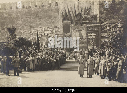 Lenin with comrades at a May Day rally in Red Square, May 1919, Moscow ...