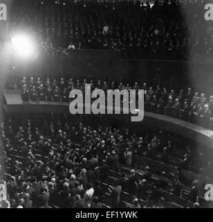 In 1974, Adalberto Pereira dos Santos attended the presidential ...