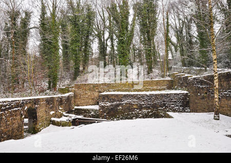 Broadbottom village in Tameside, Greater Manchester, England, and ...