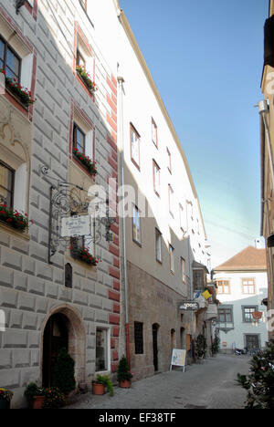 A historical building located at Schlossergasse 7 in Hall in Tirol ...