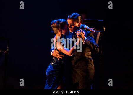 Gonzalo Cuello & Melody Celatti perform Patetico part of "Tango Fire ...