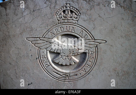 British Royal Air Force emblem of an eagle and crown Stock Photo - Alamy