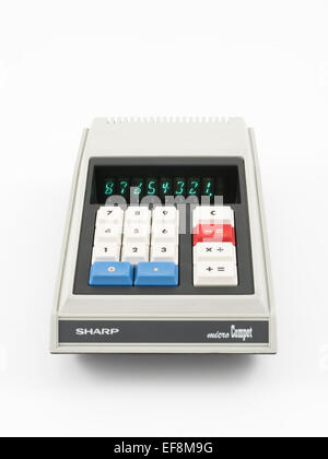 SHARP micro COMPET QT-8B ONE OF THE FIRST BATTERY OPERATED HAND HELD ...