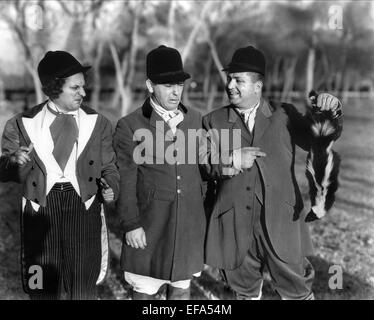 THE THREE STOOGES LARRY FINE, CURLY HOWARD, MOE HOWARD American ...