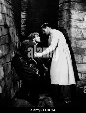 COLIN CLIVE as Dr. Henry Frankenstein in THE BRIDE OF FRANKENSTEIN 1935 ...