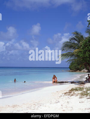 Couple on tropical beach, Antigua, Antigua and Barbuda, Lesser Antilles ...