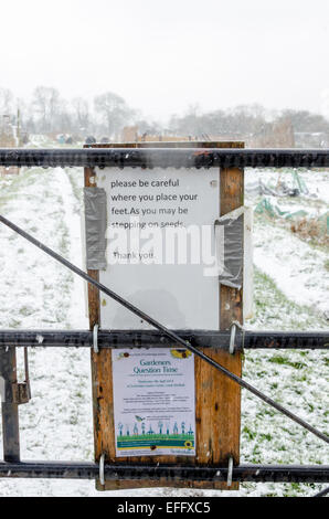 South Cambridgeshire, UK. 3rd February, 2015. UK Weather. Snow in East ...