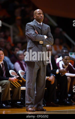 Mississippi State head coach Rick Stansbury reacts during the first ...