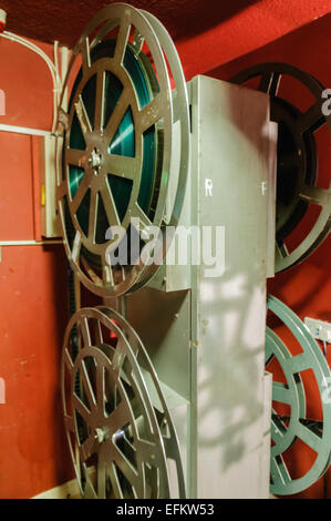 A traditional 35mm film spool Stock Photo - Alamy
