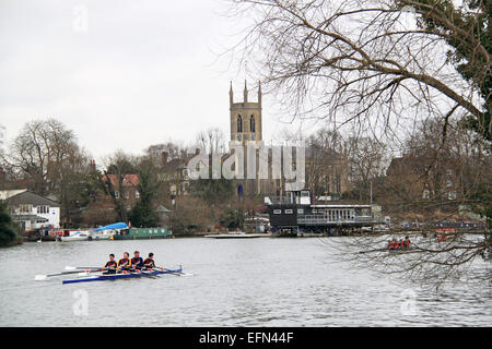 Hampton Head (Junior 4s and 8s) rowing event. River Thames, Hurst Park ...