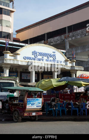 Orussey Market, Phnom Penh, Cambodia Stock Photo - Alamy