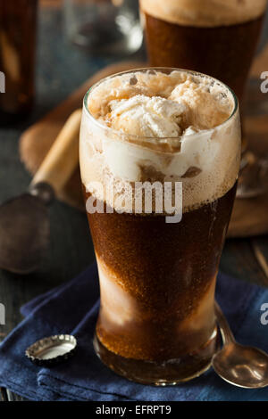 Frozen Dark Stout Beer Float with Ice Cream Stock Photo - Alamy