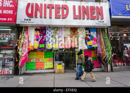 Signs for the retail store chain Linens n Things going out of business ...