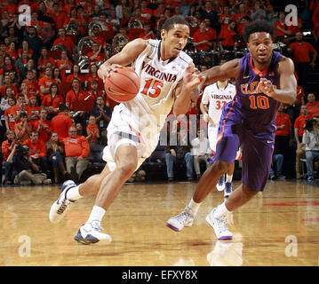 Charlottesville, Virginia, USA. 13th Jan, 2015. Virginia forward Evan ...