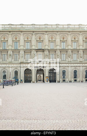 The royal castle in Gamla Stan (Old Town) Stockholm, Sweden Stock Photo ...