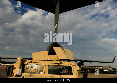 A Soldier with 4th Psychological Operations Battalion uses a ...