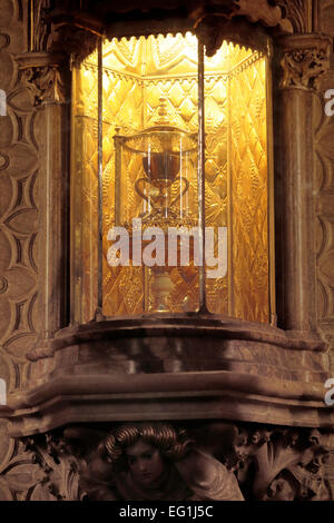 Valencia Spain Cathedral Chalice, Holy Grail, El Santo Caliz, Spain ...