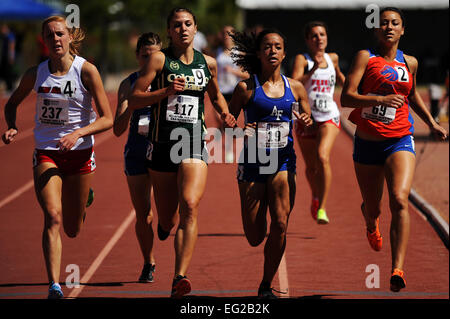 The U.S. Air Force Academy women's gymnastics team joins up before ...