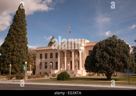 The Inyo County Courthouse at Independence, Ca Stock Photo - Alamy