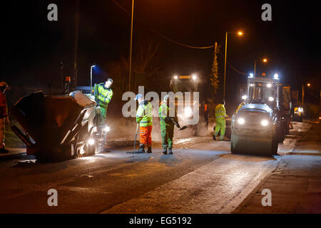 roadworks late at night in Suffolk, UK Stock Photo - Alamy